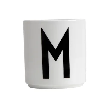 Design Letters Becher & Tassen mit Buchstaben → NordicNest.de