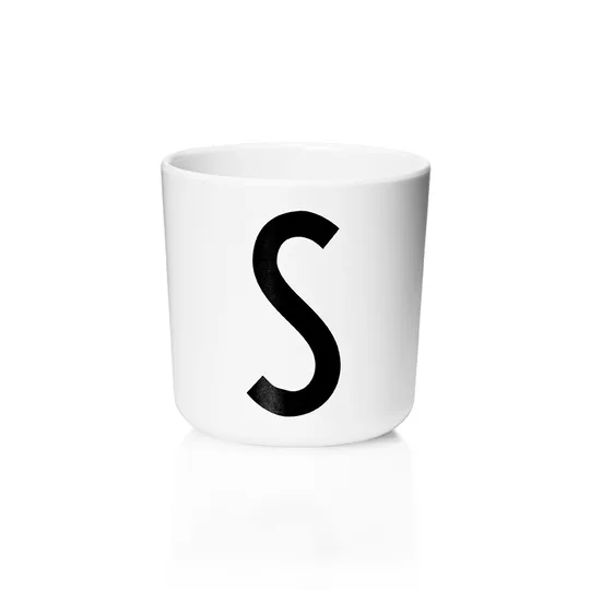 Design Letters Becher & Tassen mit Buchstaben → NordicNest.de
