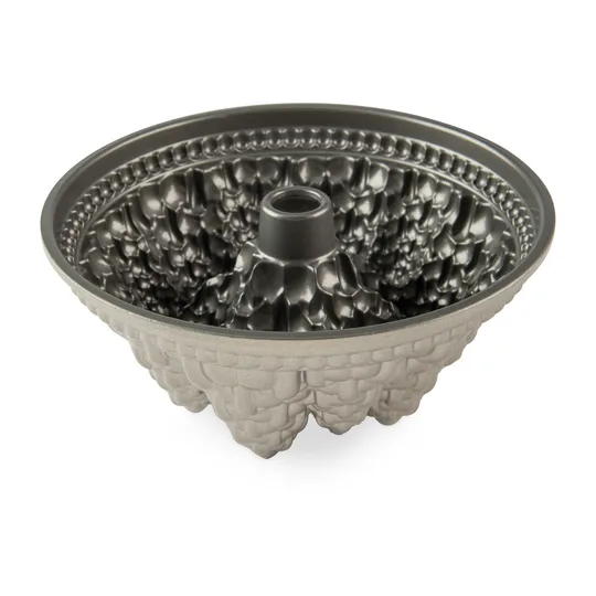 Nordic Ware pine forest bundt Backform | Nordic Ware → NordicNest.de