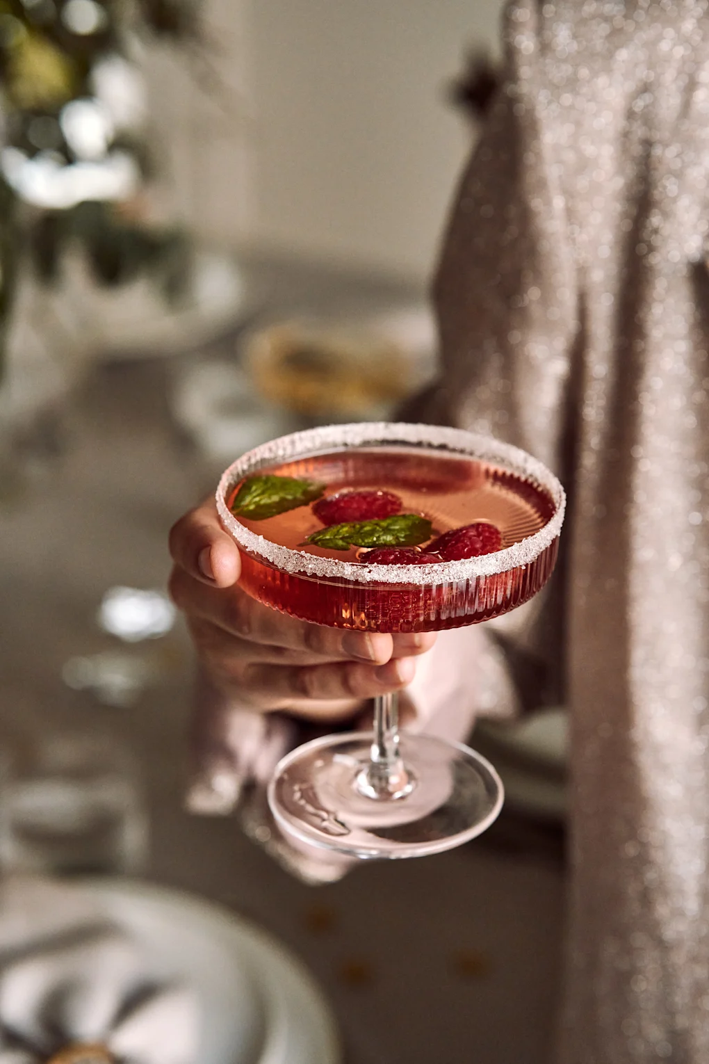 Silvester-Ideen für zu Hause: Drinks, Spiele & Tischdeko